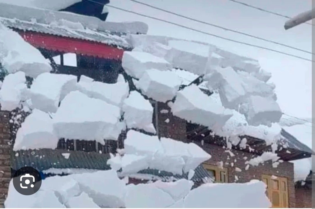 *Snow Slides Off Rooftop, Man Buried Alive in South Kashmir's Shopian ...